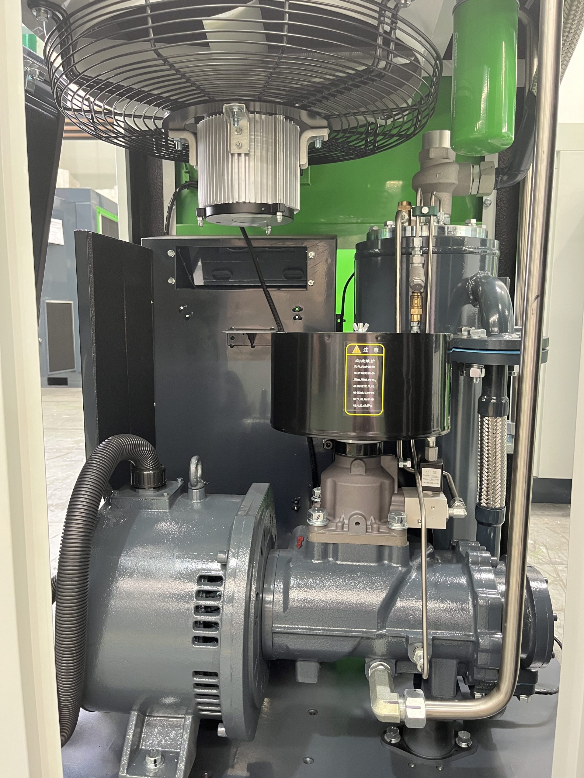 Benefits of oil-injected screw compressors